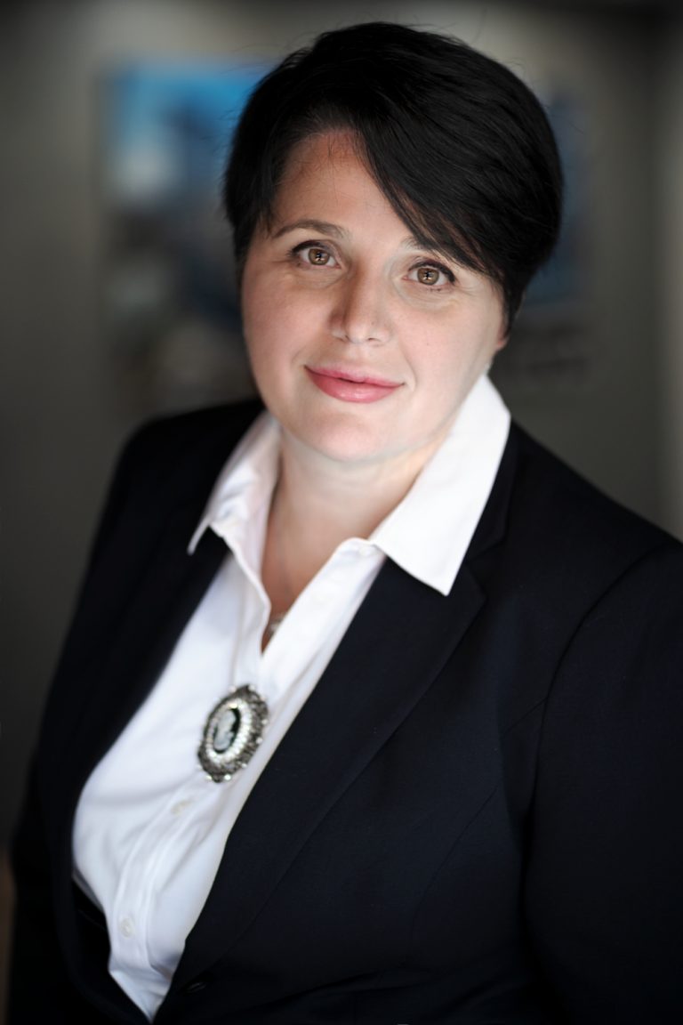 Mariana Brosteanu | Bog'Art