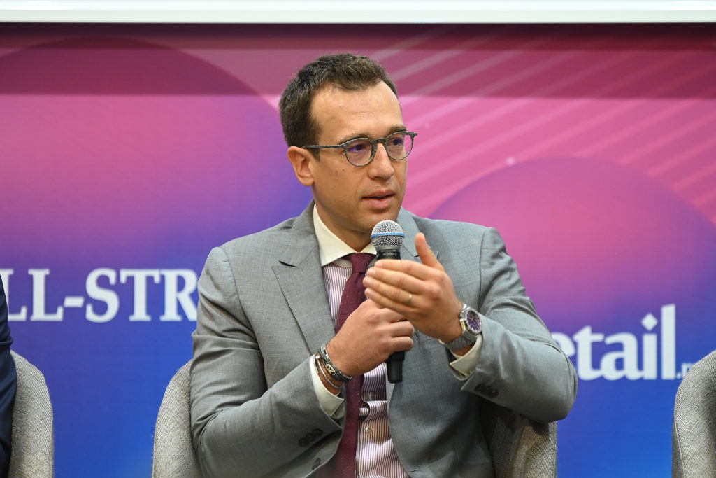 BOGDAN DOICESCU, DEVELOPMENT DIRECTOR AND CEO OF THE BOG’ART GROUP ...